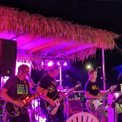 The Curve - Cabby Shack